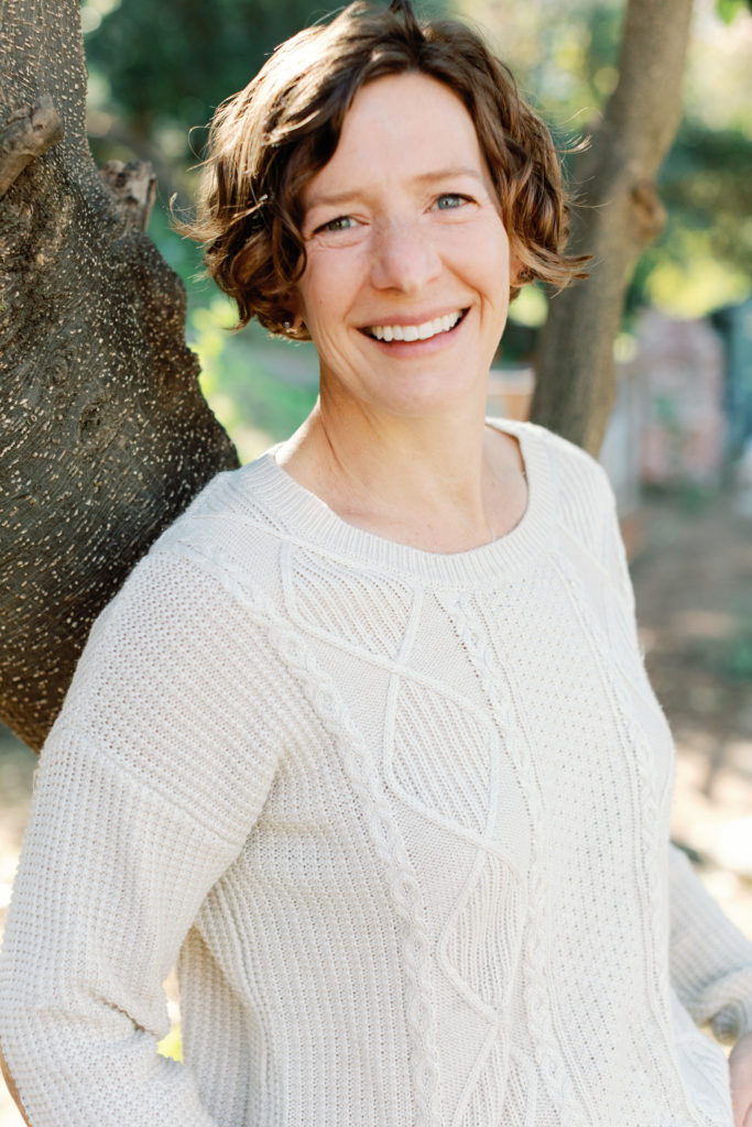 Bio - Nicola Twilley